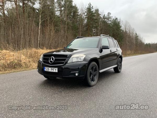 Black Mercedes-Benz GLK-Class 2009 in Parnu, with an engine capacity of 2.10 L and mileage of 209 thousand km for 9600 €, photo 1 on AUTOMOTO.COM.LV