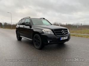 Black Mercedes-Benz GLK-Class 2009 in Parnu, with an engine capacity of 2.10 L and mileage of 209 thousand km for 9600 €, photo 2 on AUTOMOTO.COM.LV