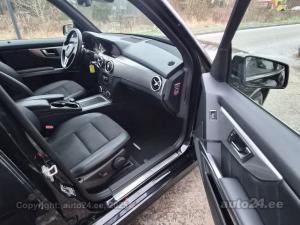 Melns Mercedes-Benz GLK-Class 2014 Tallina, ar dzinēja tilpumu 2.20 L un nobraukumu 212 tūkst. km par 15990 €, foto 18 vietnē AUTOMOTO.COM.LV