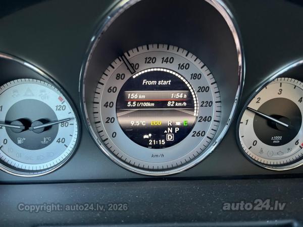 Brown Mercedes-Benz GLK-Class 2013 in Tallinn, with an engine capacity of 2.10 L and mileage of 284 thousand km for 11500 €, photo 5 on AUTOMOTO.COM.LV