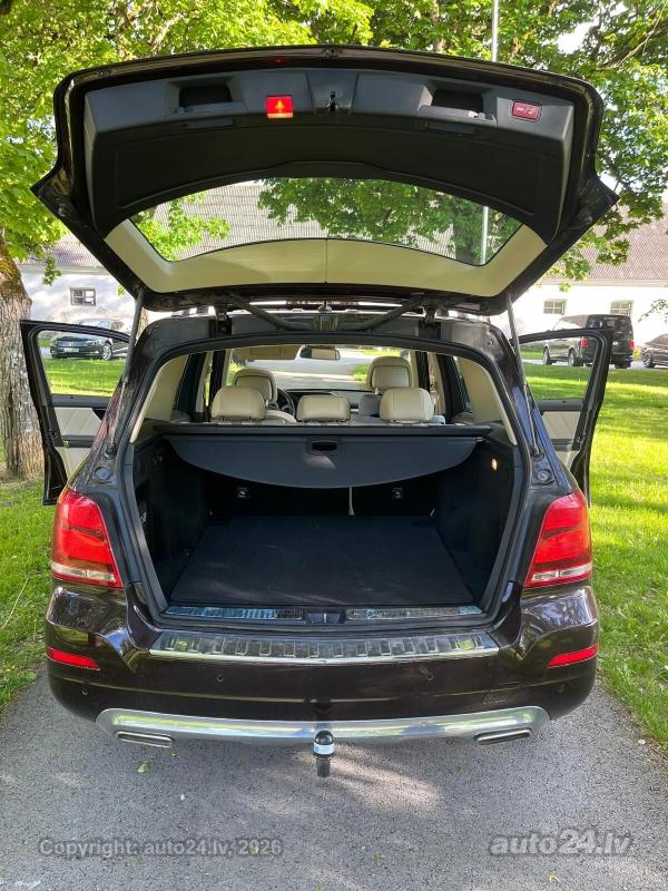 Brown Mercedes-Benz GLK-Class 2013 in Tallinn, with an engine capacity of 2.10 L and mileage of 284 thousand km for 11500 €, photo 8 on AUTOMOTO.COM.LV