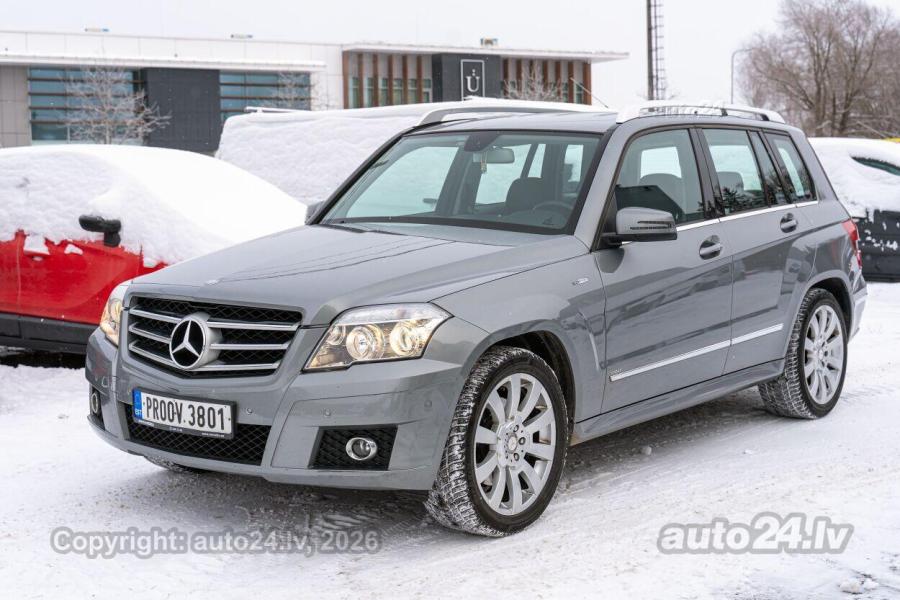 Grey Mercedes-Benz GLK-Class 2011 in Tallinn, with an engine capacity of 2.20 L and mileage of 260 thousand km for 10500 €, photo 1 on AUTOMOTO.COM.LV