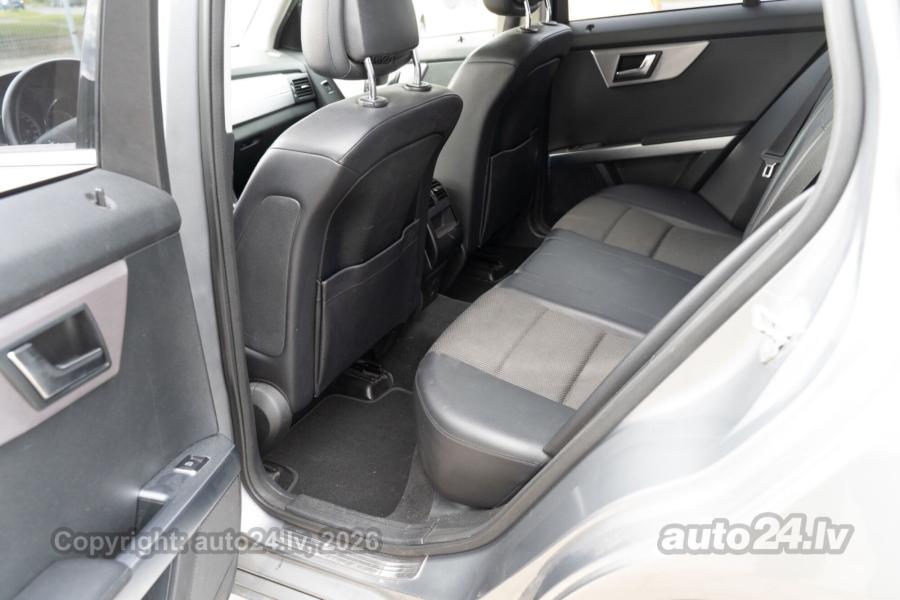 Pelēks Mercedes-Benz GLK-Class 2012 Tallina, ar dzinēja tilpumu 2.20 L un nobraukumu 283 tūkst. km par 9900 €, foto 11 vietnē AUTOMOTO.COM.LV