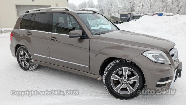 Grey Mercedes-Benz GLK-Class 2013 in Tallinn, with an engine capacity of 2.10 L and mileage of 178 thousand km for 13900 €, photo 3 on AUTOMOTO.COM.LV