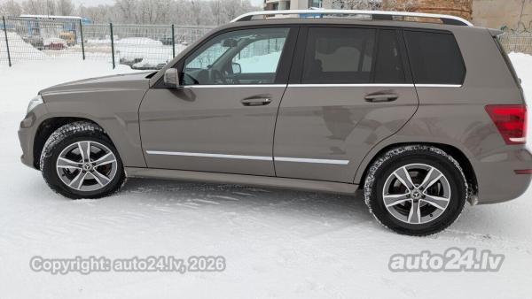 Grey Mercedes-Benz GLK-Class 2013 in Tallinn, with an engine capacity of 2.10 L and mileage of 178 thousand km for 13900 €, photo 7 on AUTOMOTO.COM.LV