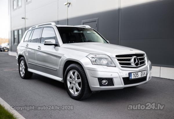 Pelēks Mercedes-Benz GLK-Class 2009 Tallina, ar dzinēja tilpumu 3.00 L un nobraukumu 359 tūkst. km par 7490 €, foto 1 vietnē AUTOMOTO.COM.LV