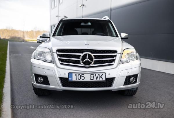 Pelēks Mercedes-Benz GLK-Class 2009 Tallina, ar dzinēja tilpumu 3.00 L un nobraukumu 359 tūkst. km par 7490 €, foto 2 vietnē AUTOMOTO.COM.LV