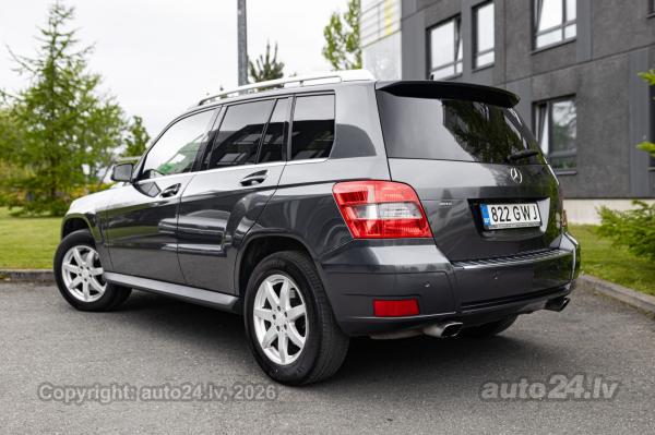 Grey Mercedes-Benz GLK-Class 2009 in Tallinn, with an engine capacity of 3.00 L and mileage of 306 thousand km for 6799 €, photo 4 on AUTOMOTO.COM.LV