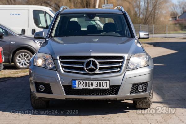 Pelēks Mercedes-Benz GLK-Class 2012 Tallina, ar dzinēja tilpumu 2.20 L un nobraukumu 282 tūkst. km par 10700 €, foto 3 vietnē AUTOMOTO.COM.LV