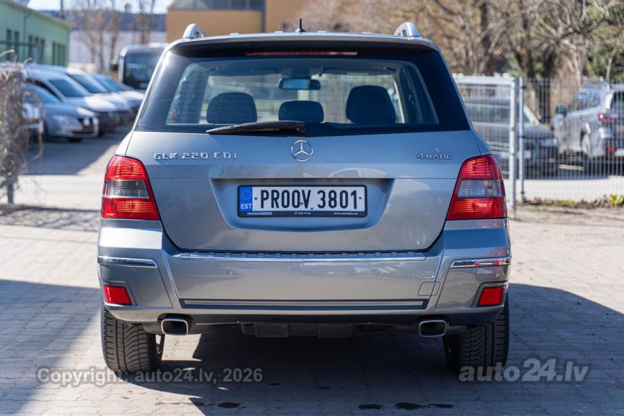 Pelēks Mercedes-Benz GLK-Class 2012 Tallina, ar dzinēja tilpumu 2.20 L un nobraukumu 282 tūkst. km par 10700 €, foto 7 vietnē AUTOMOTO.COM.LV