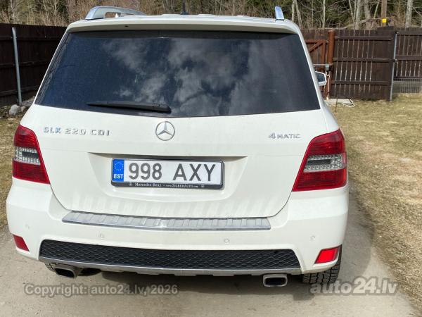 White Mercedes-Benz GLK-Class 2012 in Tallinn, with an engine capacity of 2.10 L and mileage of 300 thousand km for 8288 €, photo 2 on AUTOMOTO.COM.LV
