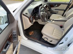 Balts Mercedes-Benz GLK-Class 2013 Tallina, ar dzinēja tilpumu 2.10 L un nobraukumu 94 tūkst. km par 18000 €, foto 3 vietnē AUTOMOTO.COM.LV