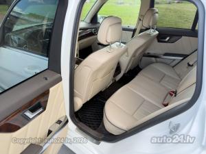 Balts Mercedes-Benz GLK-Class 2013 Tallina, ar dzinēja tilpumu 2.10 L un nobraukumu 94 tūkst. km par 18000 €, foto 14 vietnē AUTOMOTO.COM.LV