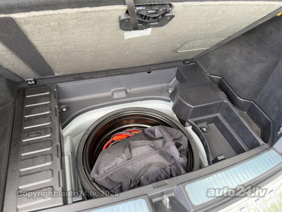 Balts Mercedes-Benz GLK-Class 2013 Tallina, ar dzinēja tilpumu 2.10 L un nobraukumu 94 tūkst. km par 18000 €, foto 16 vietnē AUTOMOTO.COM.LV