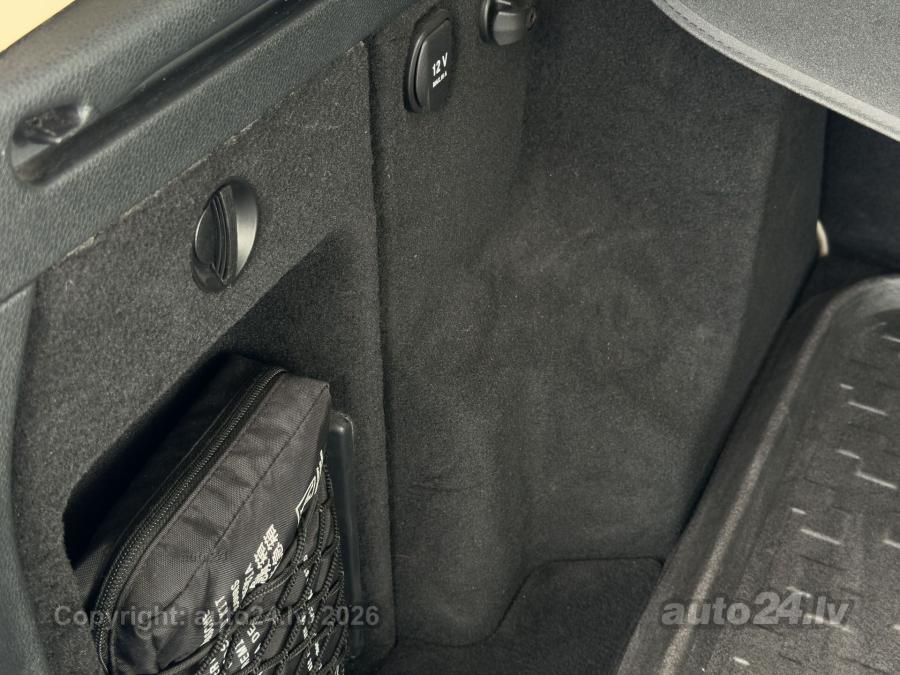 Balts Mercedes-Benz GLK-Class 2013 Tallina, ar dzinēja tilpumu 2.10 L un nobraukumu 94 tūkst. km par 18000 €, foto 18 vietnē AUTOMOTO.COM.LV