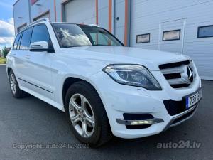 White Mercedes-Benz GLK-Class 2014 in Tallinn, with an engine capacity of 2.10 L and mileage of 299 thousand km for 12000 €, photo  on AUTOMOTO.COM.LV