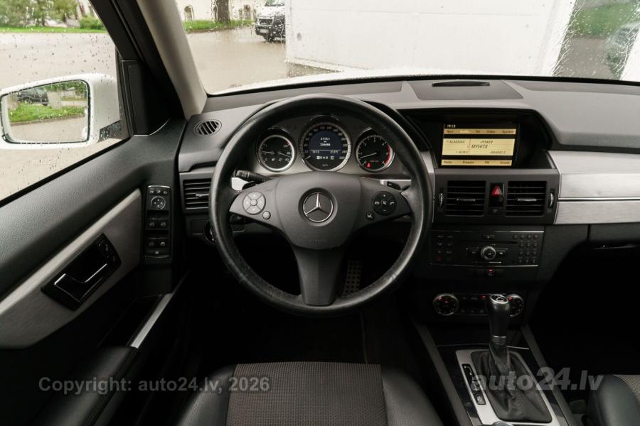 Balts Mercedes-Benz GLK-Class 2009 Tartu, ar dzinēja tilpumu 3.00 L un nobraukumu 327 tūkst. km par 6500 €, foto 9 vietnē AUTOMOTO.COM.LV