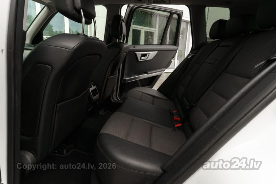 Balts Mercedes-Benz GLK-Class 2009 Tartu, ar dzinēja tilpumu 3.00 L un nobraukumu 327 tūkst. km par 6500 €, foto 12 vietnē AUTOMOTO.COM.LV