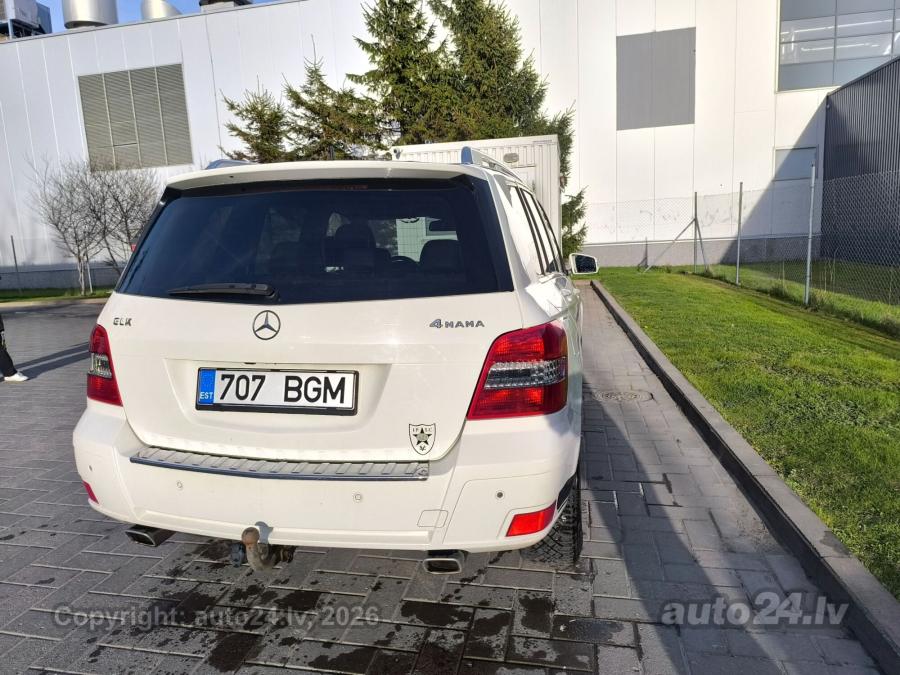 Balts Mercedes-Benz GLK-Class 2011 Tallina, ar dzinēja tilpumu 2.10 L un nobraukumu 0 tūkst. km par 8800 €, foto 10 vietnē AUTOMOTO.COM.LV