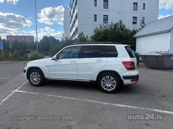 Balts Mercedes-Benz GLK-Class 2012 Tallina, ar dzinēja tilpumu 2.10 L un nobraukumu 369 tūkst. km par 6500 €, foto 3 vietnē AUTOMOTO.COM.LV