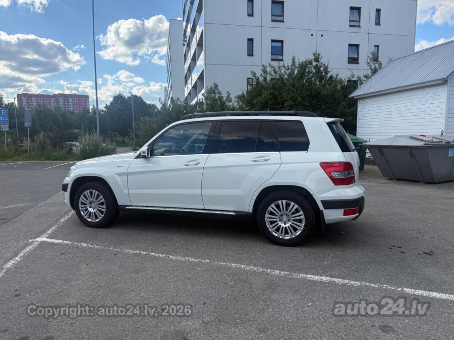 Balts Mercedes-Benz GLK-Class 2012 Tallina, ar dzinēja tilpumu 2.10 L un nobraukumu 369 tūkst. km par 6500 €, foto 4 vietnē AUTOMOTO.COM.LV