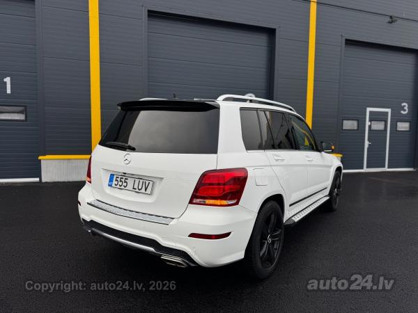 Balts Mercedes-Benz GLK-Class 2013 Tallina, ar dzinēja tilpumu 2.10 L un nobraukumu 0 tūkst. km par 14500 €, foto 5 vietnē AUTOMOTO.COM.LV