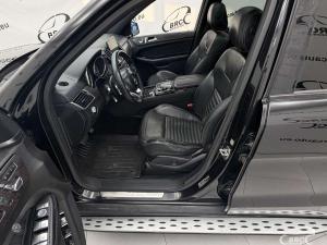 Black Mercedes-Benz GLS 350 2016 in Vilnius, with an engine capacity of 2.99 L and mileage of 334 thousand km for 31200 €, photo 27 on AUTOMOTO.COM.LV