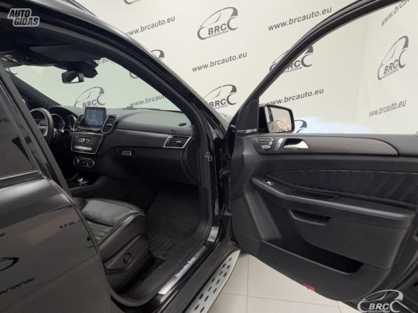 Black Mercedes-Benz GLS 350 2016 in Avizieniai, with an engine capacity of 3.00 L and mileage of 334 thousand km for 31200 €, photo 8 on AUTOMOTO.COM.LV