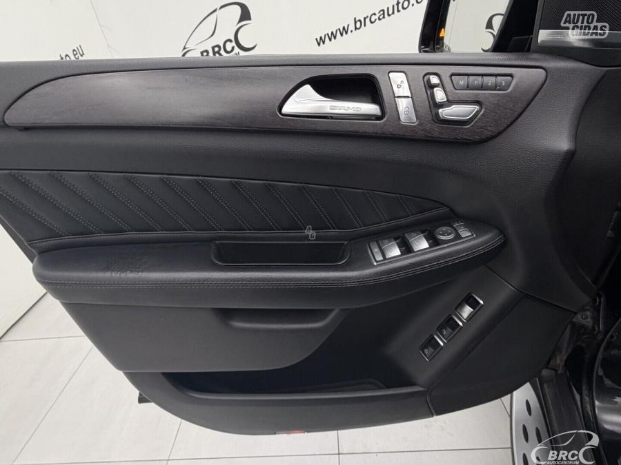 Black Mercedes-Benz GLS 350 2016 in Avizieniai, with an engine capacity of 3.00 L and mileage of 334 thousand km for 31200 €, photo 25 on AUTOMOTO.COM.LV