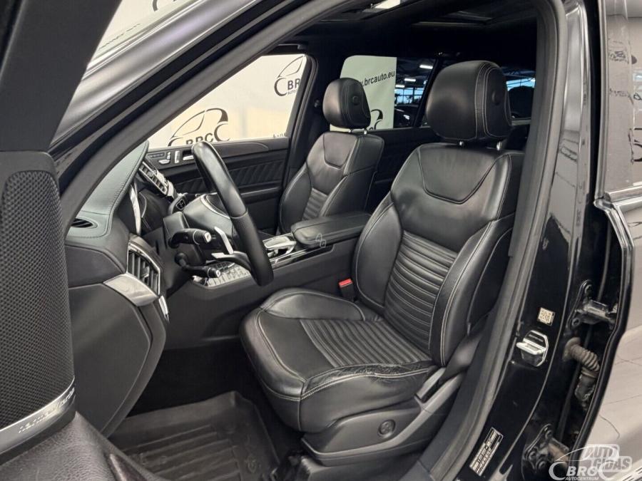 Black Mercedes-Benz GLS 350 2016 in Avizieniai, with an engine capacity of 3.00 L and mileage of 334 thousand km for 31200 €, photo 28 on AUTOMOTO.COM.LV