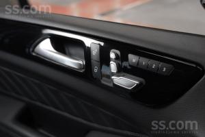Melns Mercedes-Benz GLS 350 2017 Rīga, ar dzinēja tilpumu 3.00 L un nobraukumu 116 tūkst. km par 39000 €, foto 15 vietnē AUTOMOTO.COM.LV