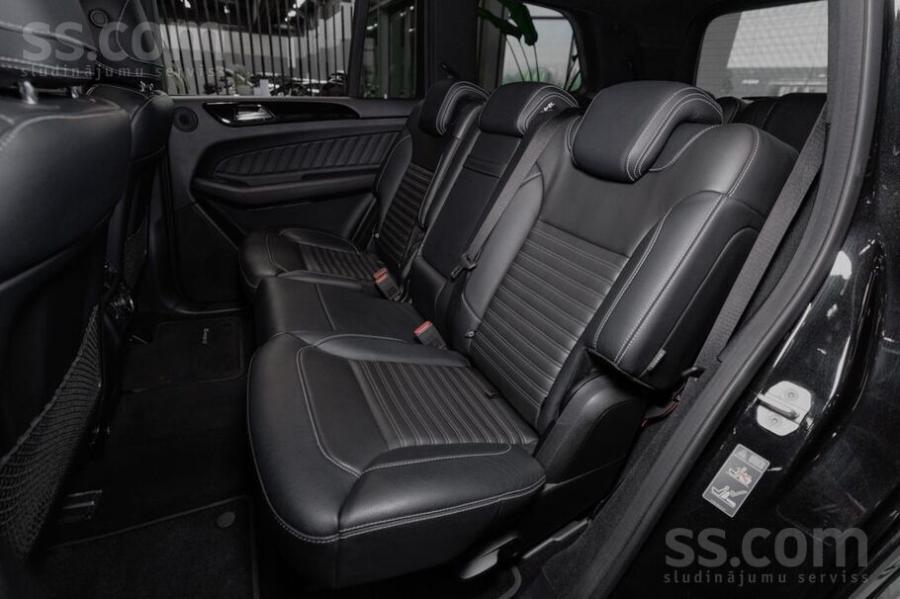 Melns Mercedes-Benz GLS 350 2017 Rīga, ar dzinēja tilpumu 3.00 L un nobraukumu 116 tūkst. km par 39000 €, foto 24 vietnē AUTOMOTO.COM.LV