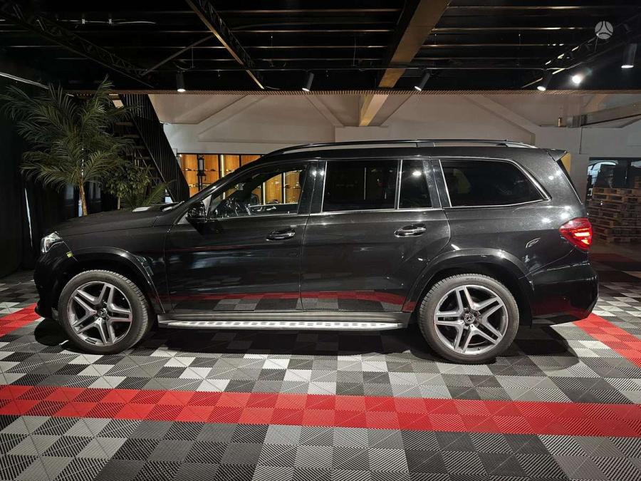 Melns Mercedes-Benz GLS 350 2017 Viļņa, ar dzinēja tilpumu 2.99 L un nobraukumu 132 tūkst. km par 43500 €, foto 7 vietnē AUTOMOTO.COM.LV