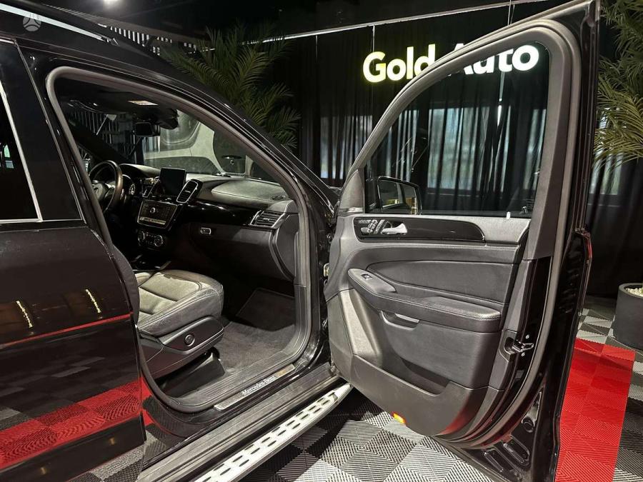 Melns Mercedes-Benz GLS 350 2017 Viļņa, ar dzinēja tilpumu 2.99 L un nobraukumu 132 tūkst. km par 43500 €, foto 19 vietnē AUTOMOTO.COM.LV