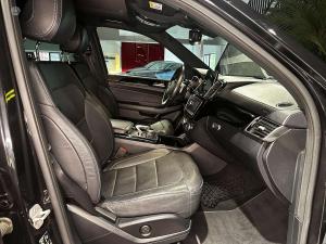 Melns Mercedes-Benz GLS 350 2017 Viļņa, ar dzinēja tilpumu 2.99 L un nobraukumu 132 tūkst. km par 43500 €, foto 20 vietnē AUTOMOTO.COM.LV