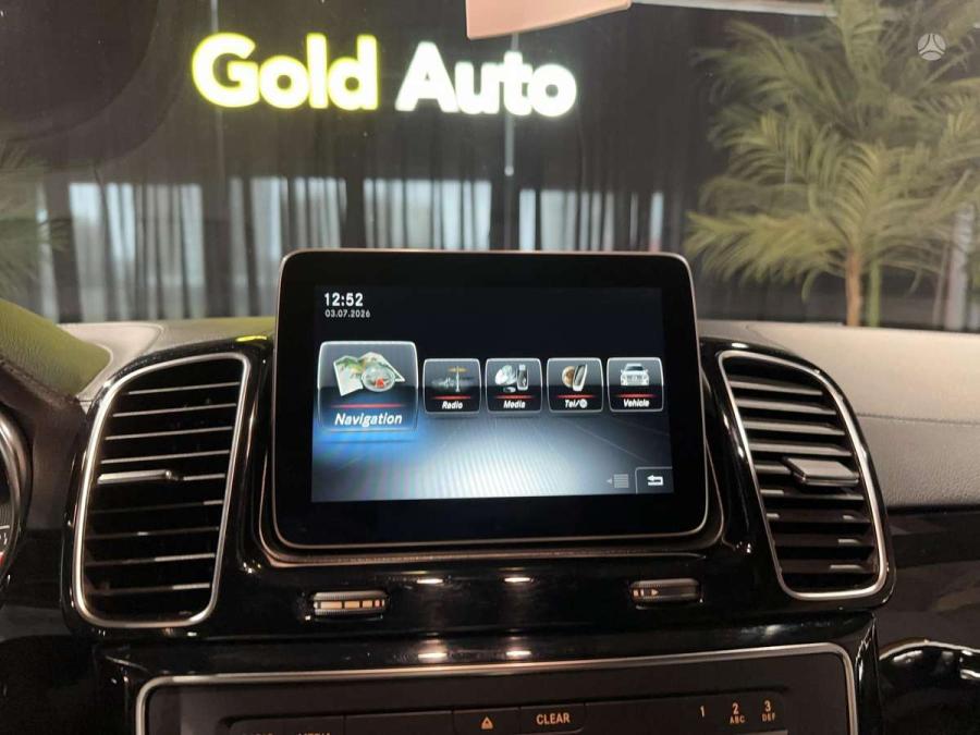 Melns Mercedes-Benz GLS 350 2017 Viļņa, ar dzinēja tilpumu 2.99 L un nobraukumu 132 tūkst. km par 43500 €, foto 40 vietnē AUTOMOTO.COM.LV