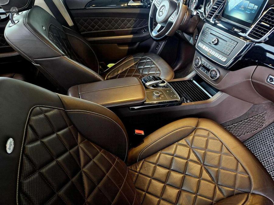 Melns Mercedes-Benz GLS 350 2017 Klaipėda, ar dzinēja tilpumu 2.99 L un nobraukumu 137 tūkst. km par 38000 €, foto 13 vietnē AUTOMOTO.COM.LV