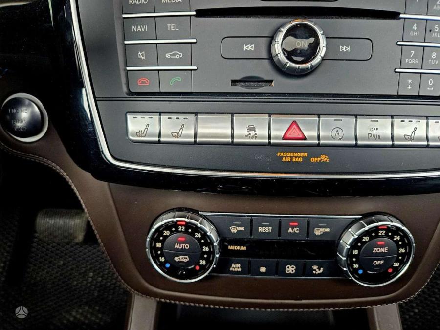 Melns Mercedes-Benz GLS 350 2017 Klaipėda, ar dzinēja tilpumu 2.99 L un nobraukumu 137 tūkst. km par 38000 €, foto 16 vietnē AUTOMOTO.COM.LV