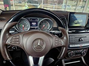 Melns Mercedes-Benz GLS 350 2017 Klaipėda, ar dzinēja tilpumu 2.99 L un nobraukumu 137 tūkst. km par 38000 €, foto 19 vietnē AUTOMOTO.COM.LV