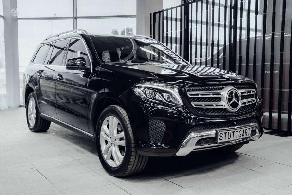 Melns Mercedes-Benz GLS 350 2017 Rīga, ar dzinēja tilpumu 2.99 L un nobraukumu 116 tūkst. km par 39000 €, foto  vietnē AUTOMOTO.COM.LV