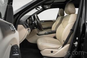 Melns Mercedes-Benz GLS 350 2017 Rīga, ar dzinēja tilpumu 3.00 L un nobraukumu 264 tūkst. km par 29500 €, foto 13 vietnē AUTOMOTO.COM.LV
