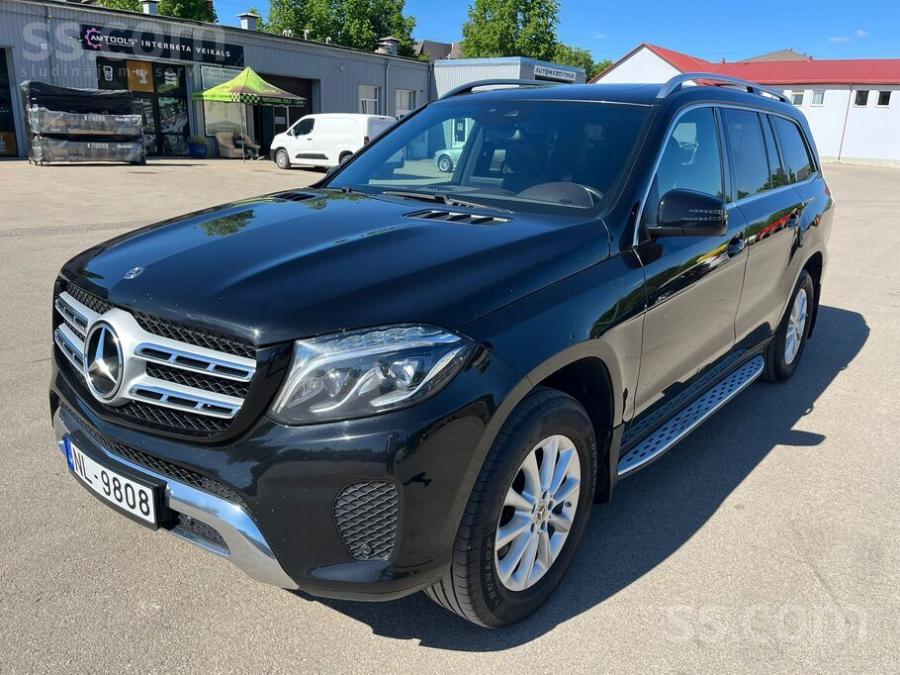 Melns Mercedes-Benz GLS 350 2018 Valmiera, ar dzinēja tilpumu 3.00 L un nobraukumu 444 tūkst. km par 24900 €, foto 1 vietnē AUTOMOTO.COM.LV