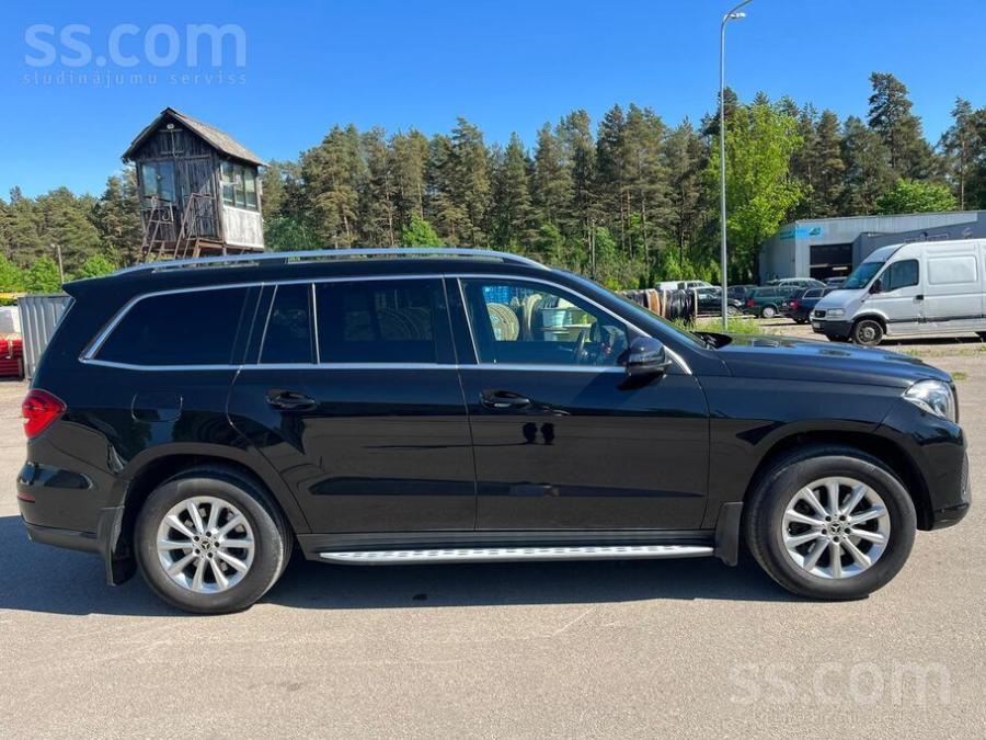 Melns Mercedes-Benz GLS 350 2018 Valmiera, ar dzinēja tilpumu 3.00 L un nobraukumu 444 tūkst. km par 24900 €, foto 6 vietnē AUTOMOTO.COM.LV