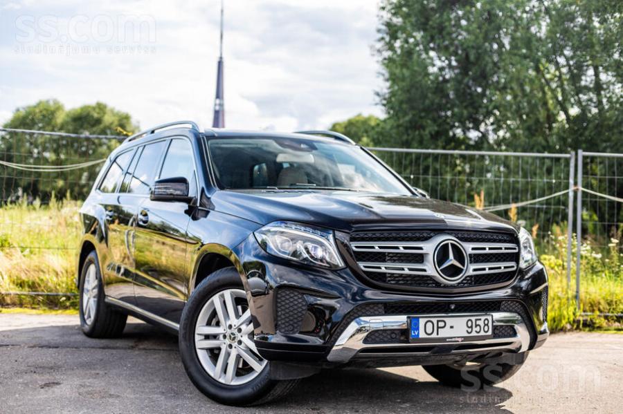 Melns Mercedes-Benz GLS 350 2018 Rīga, ar dzinēja tilpumu 3.00 L un nobraukumu 280 tūkst. km par 28490 €, foto 3 vietnē AUTOMOTO.COM.LV