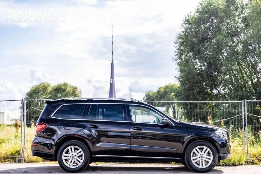 Melns Mercedes-Benz GLS 350 2018 Rīga, ar dzinēja tilpumu 3.00 L un nobraukumu 280 tūkst. km par 28490 €, foto 6 vietnē AUTOMOTO.COM.LV