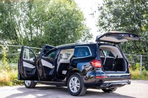 Melns Mercedes-Benz GLS 350 2018 Rīga, ar dzinēja tilpumu 3.00 L un nobraukumu 280 tūkst. km par 28490 €, foto 10 vietnē AUTOMOTO.COM.LV