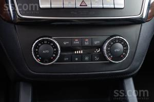 Melns Mercedes-Benz GLS 350 2018 Rīga, ar dzinēja tilpumu 3.00 L un nobraukumu 280 tūkst. km par 28490 €, foto 26 vietnē AUTOMOTO.COM.LV