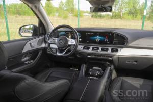 Melns Mercedes-Benz GLS 350 2020 Rīga, ar dzinēja tilpumu 3.00 L un nobraukumu 186 tūkst. km par 59000 €, foto 19 vietnē AUTOMOTO.COM.LV