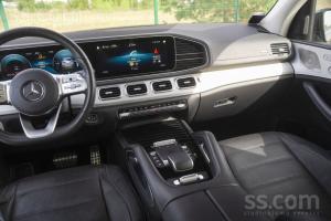 Melns Mercedes-Benz GLS 350 2020 Rīga, ar dzinēja tilpumu 3.00 L un nobraukumu 186 tūkst. km par 59000 €, foto 27 vietnē AUTOMOTO.COM.LV