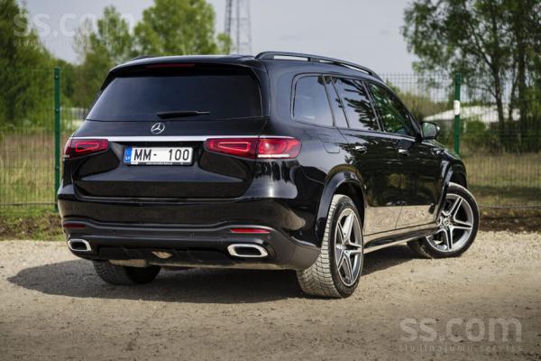 Мерседес ГЛС 350 2020 в Рига на AUTOMOTO.COM.LV Черный Мерседес ГЛС 350 2020 в Рига, объемом двигателя 3.00 л и пробегом 186 тыс. км за 56000 €, фото 9 на AUTOMOTO.COM.LV